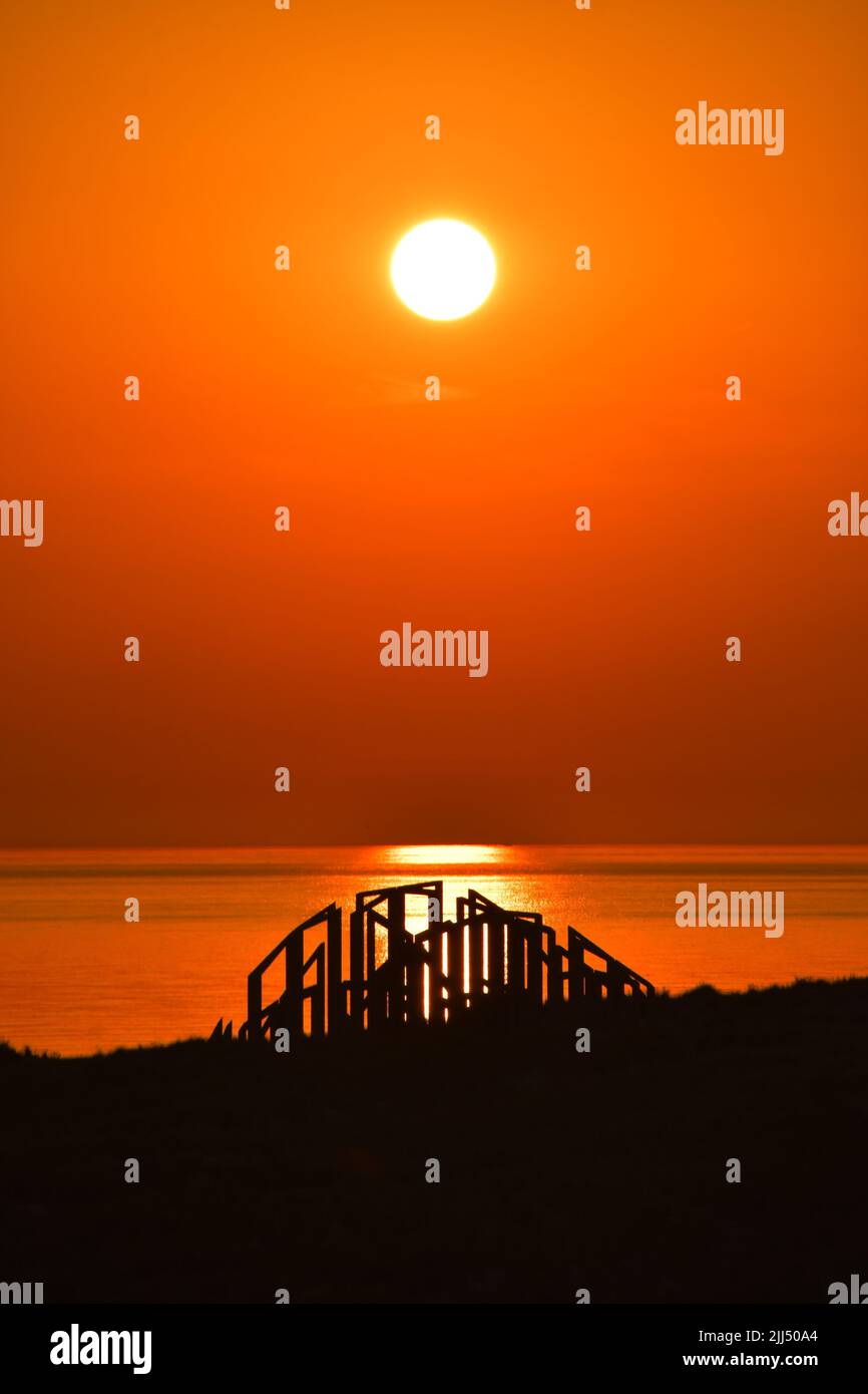 Deep orange sunset hi-res stock photography and images - Alamy