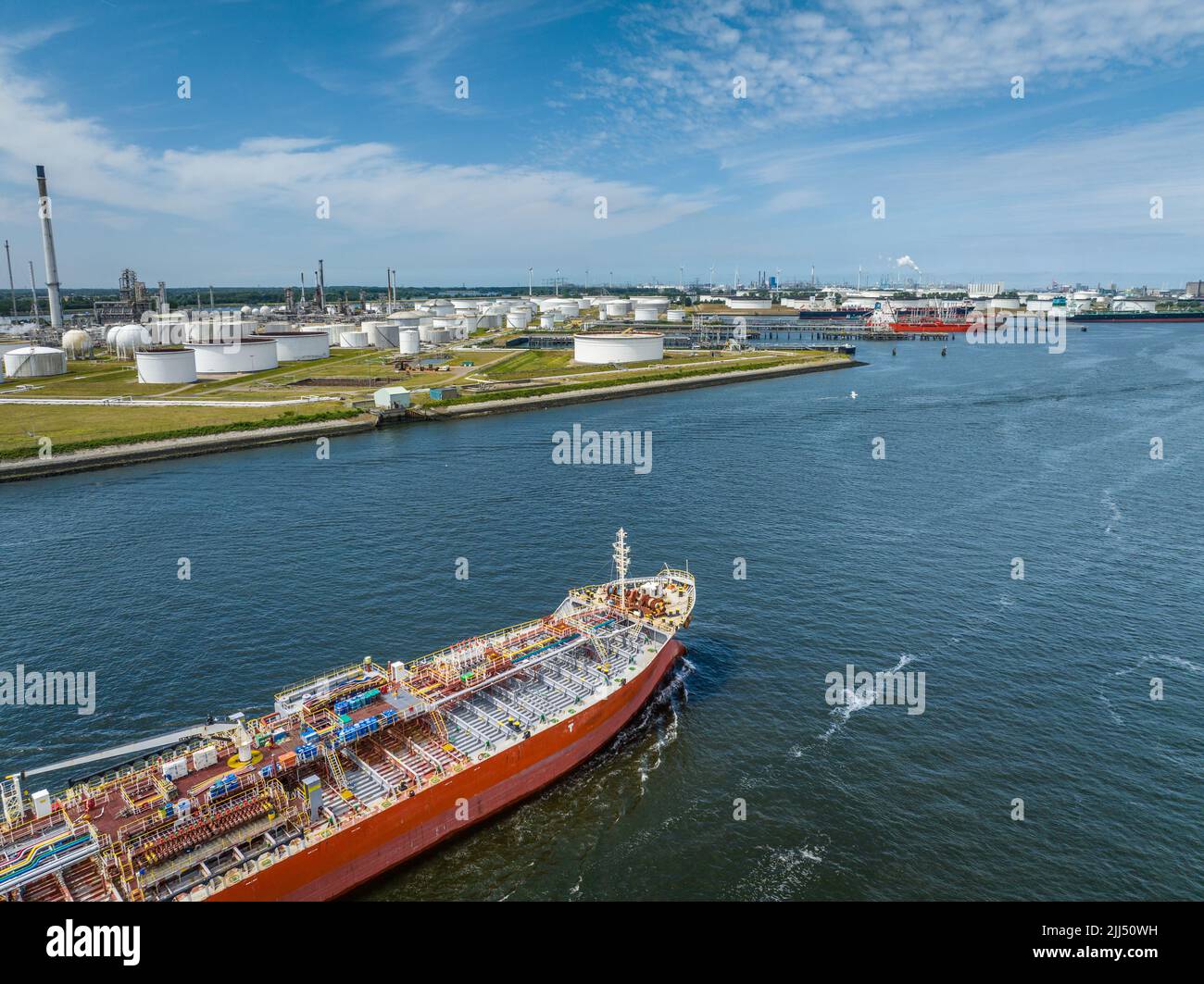 Crude Oil Tankers Unloading Cargo at a Refinery Depot Stock Photo - Alamy