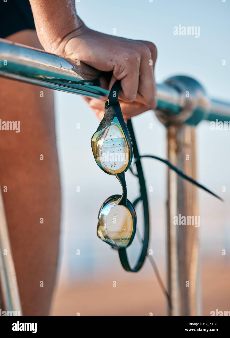 Female swimmer goggles hi-res stock photography and images - Alamy