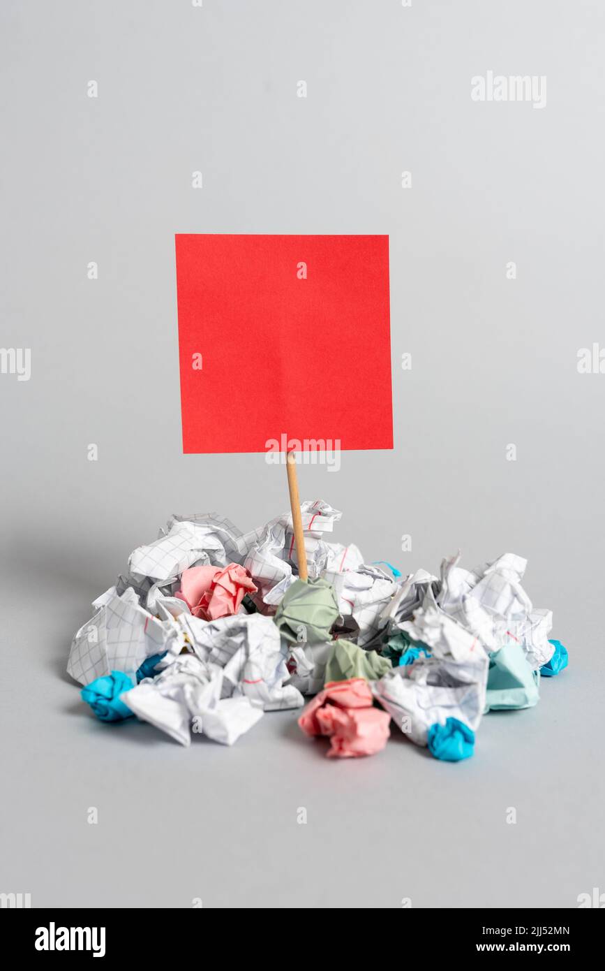 Crumpled paper around bin hi-res stock photography and images - Alamy