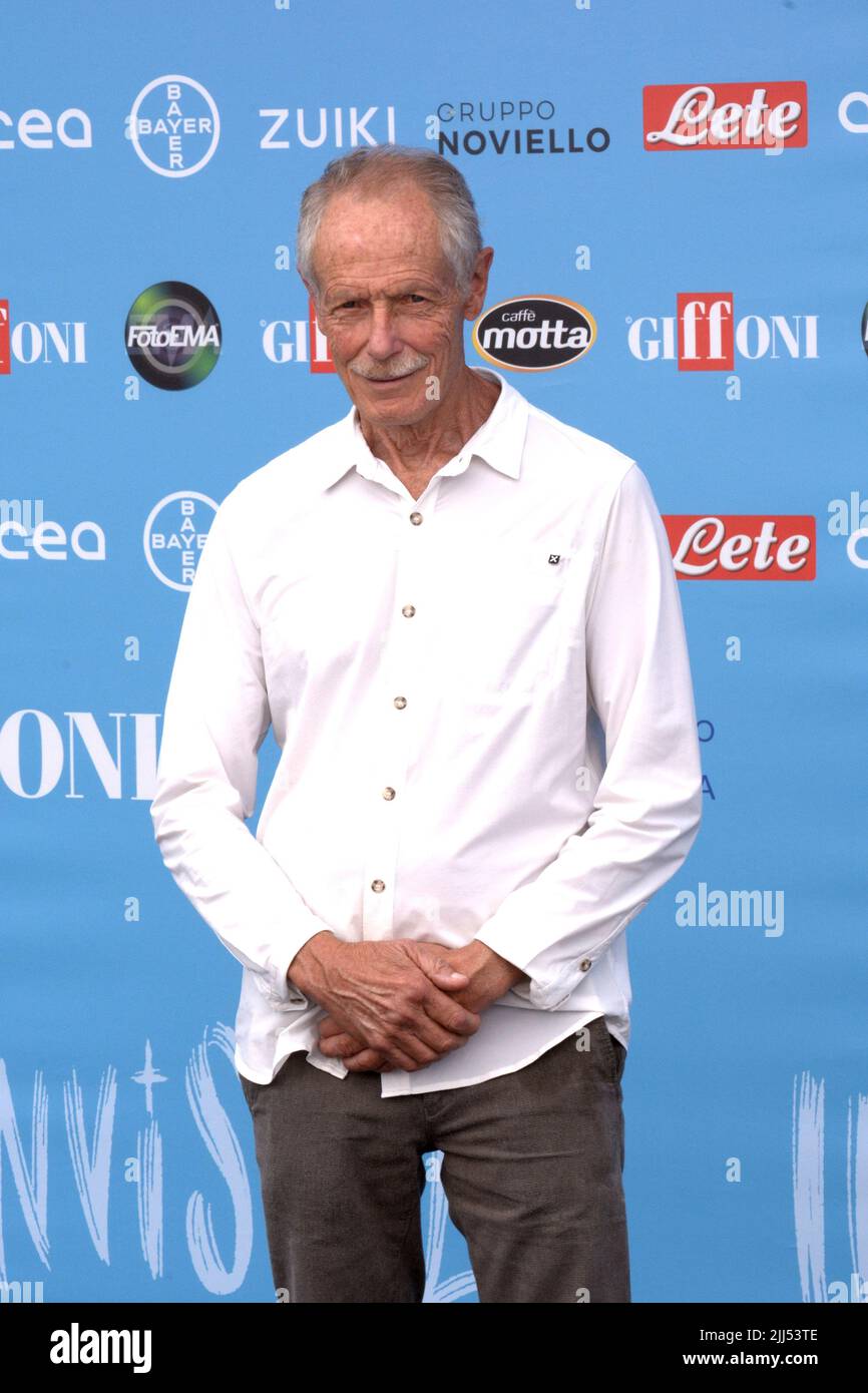 2022 417_ jpg hi-res stock photography and images - Alamy