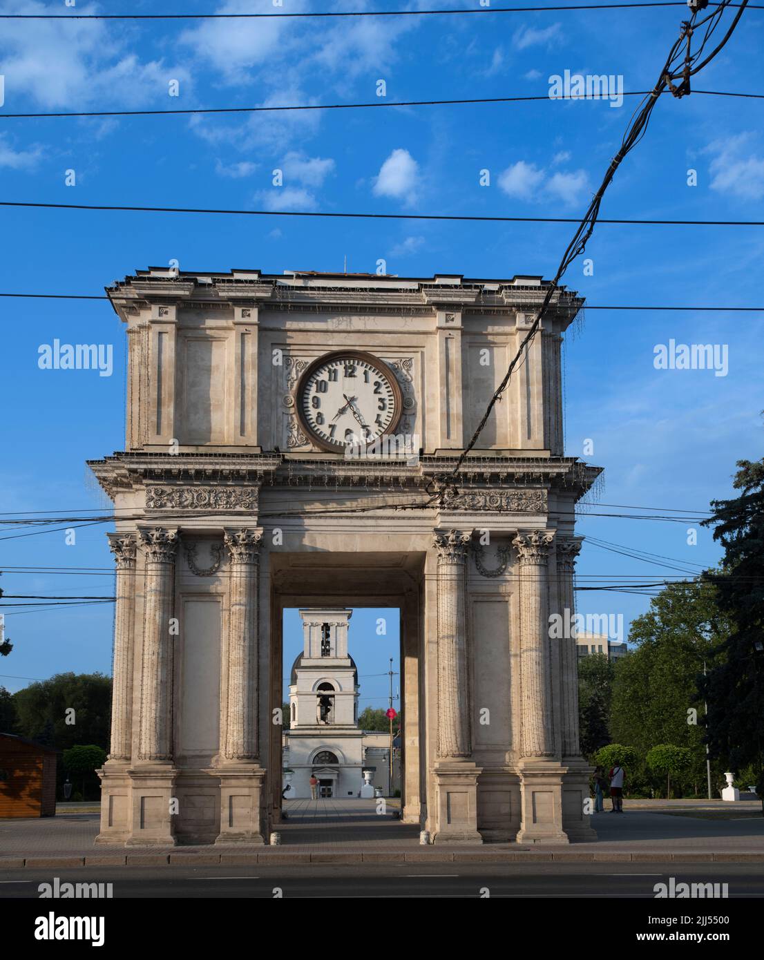 arcul de triumf (triumphal arch) chisinau, moldova Stock Photo - Alamy
