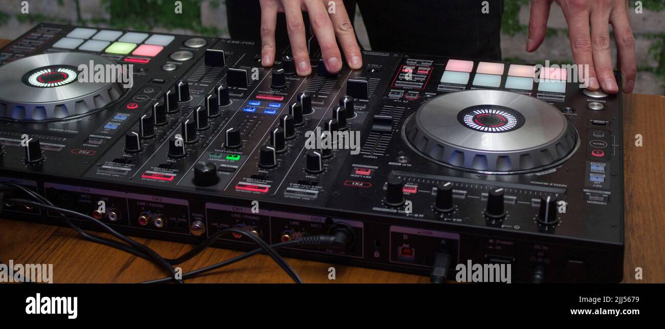 Disco console hi-res stock photography and images - Alamy