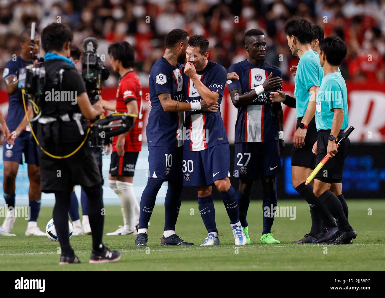 Psg celebrate 2022 hi-res stock photography and images - Alamy