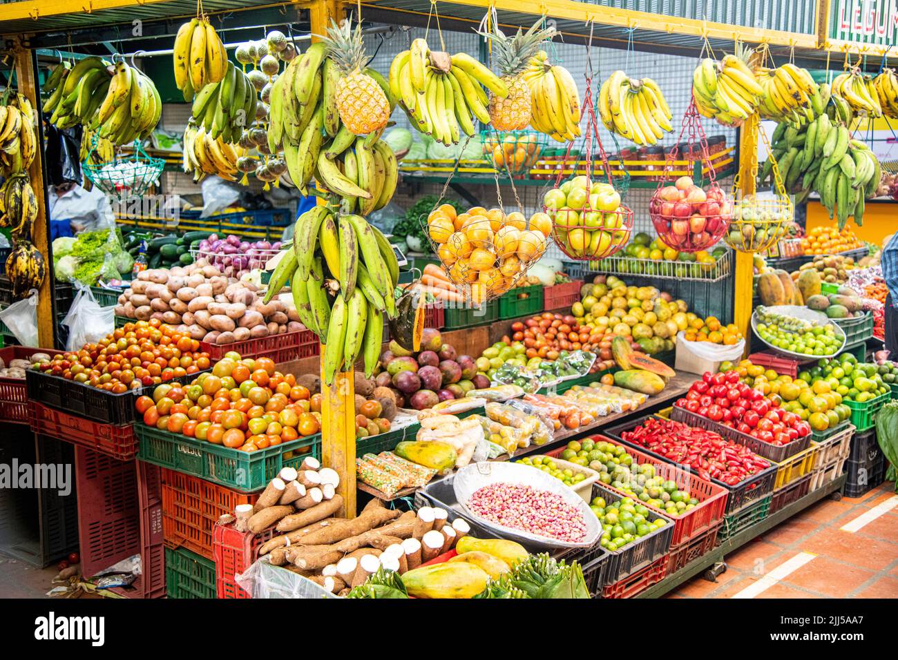 Market minorista medellín hi-res stock photography and images - Alamy