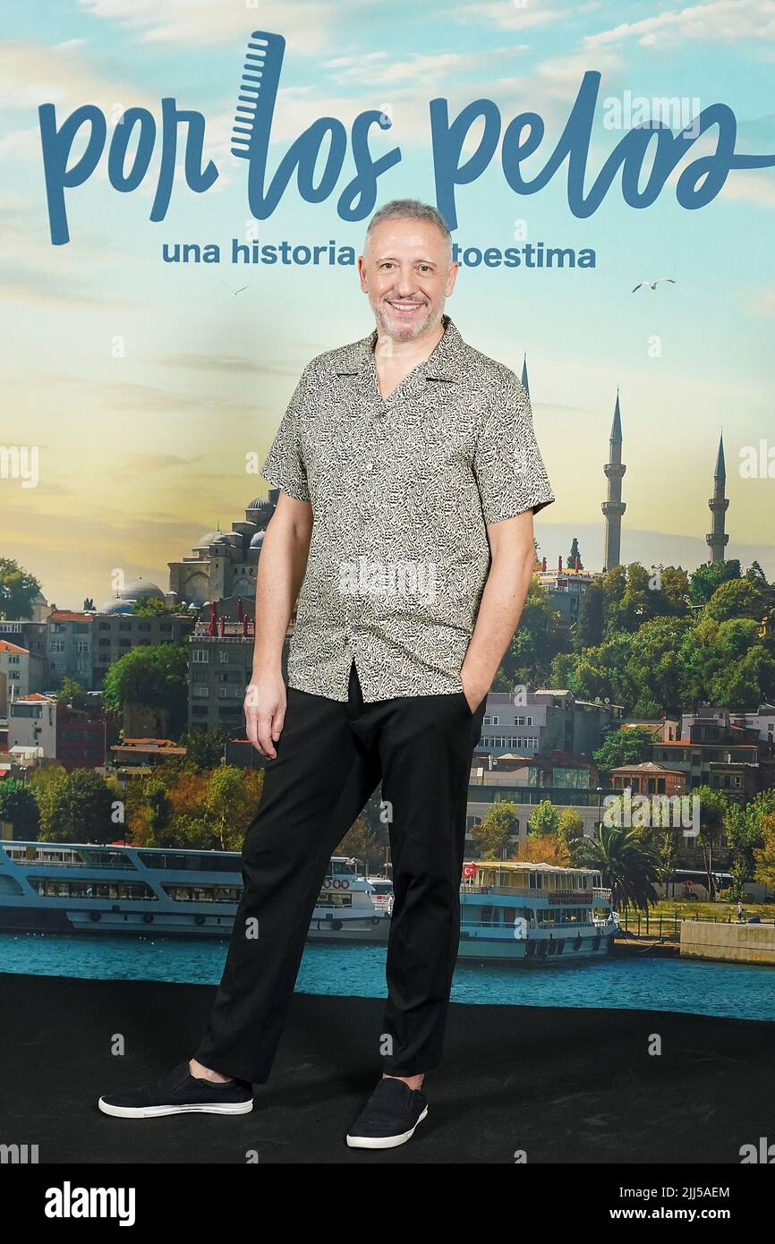 Spanish director Nacho Garcia Velilla attends the 'Por Los Pelos. Una ...