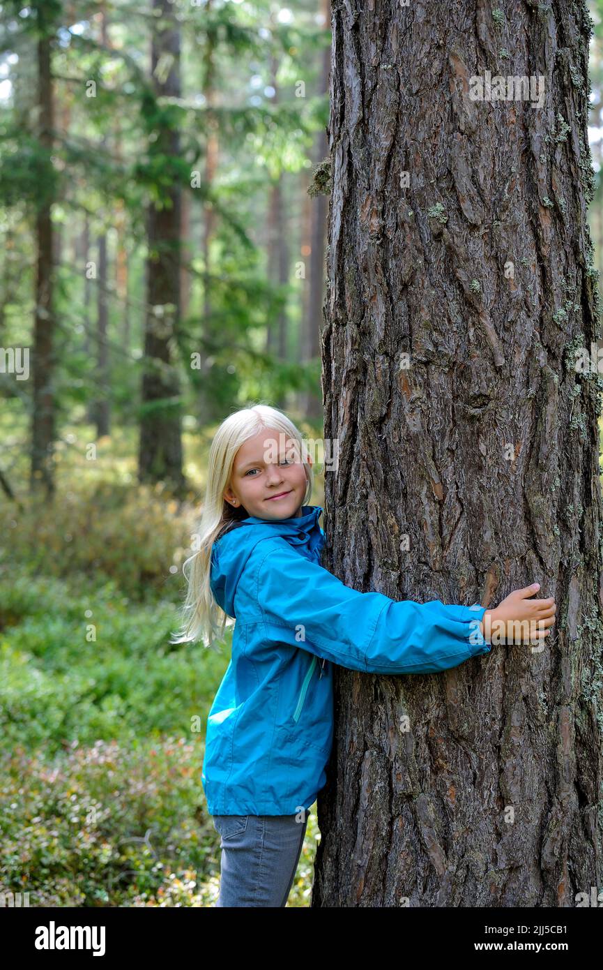 Girl pine hi-res stock photography and images - Alamy