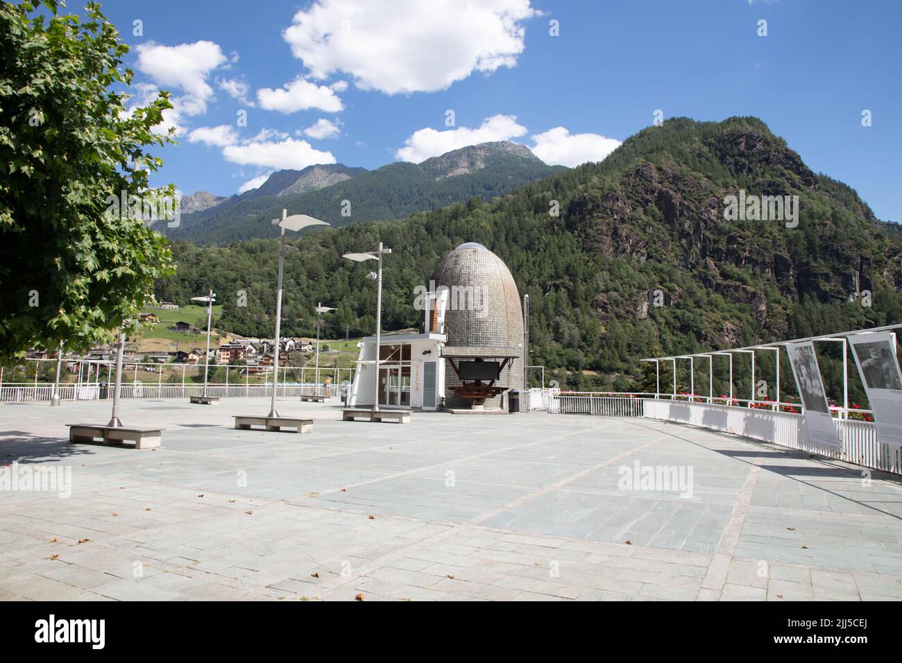 a modern square beside the Church of Saint Jacob and Philip, Chiesa ...