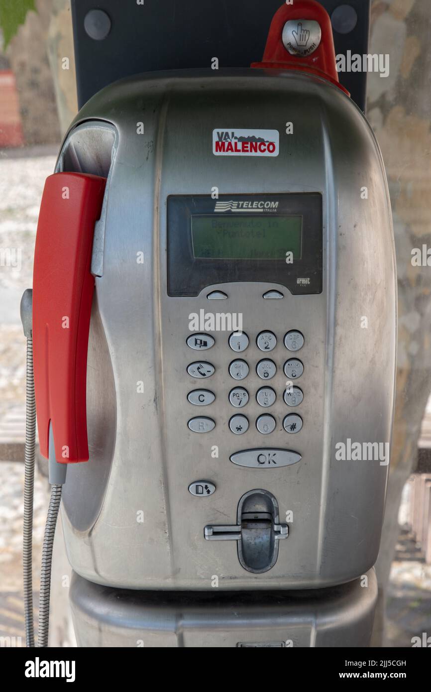 Public hi res hi-res stock photography and images - Alamy