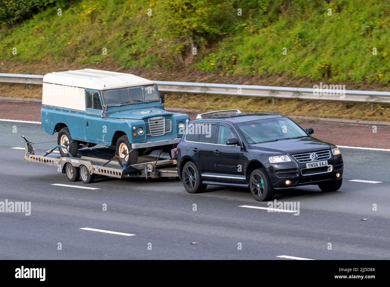 1970s seventies blue white land rover diesel 4x4 hi-res stock ...