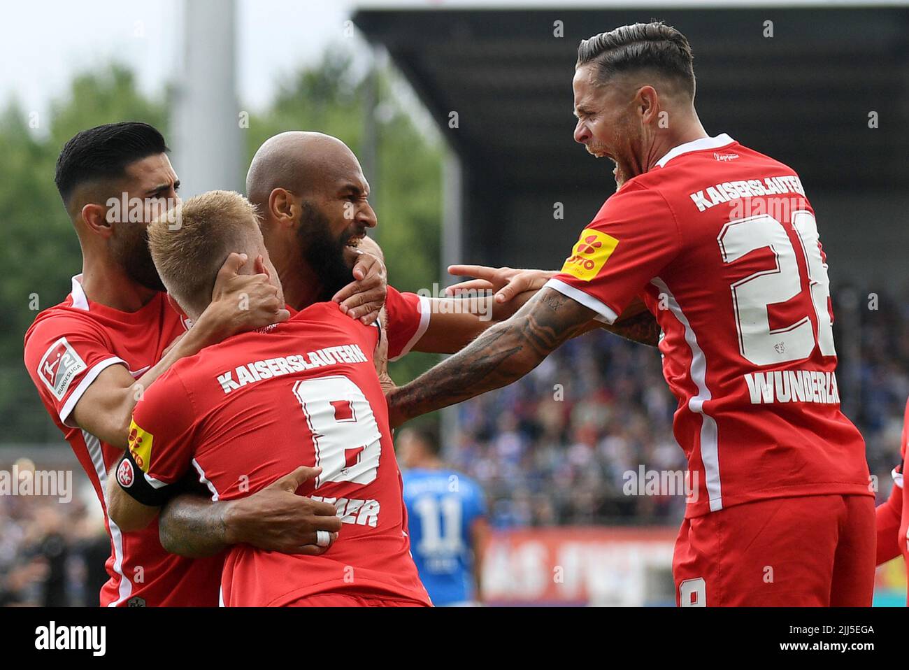 Hendrick zuck 1 fc kaiserslautern hi-res stock photography and images ...