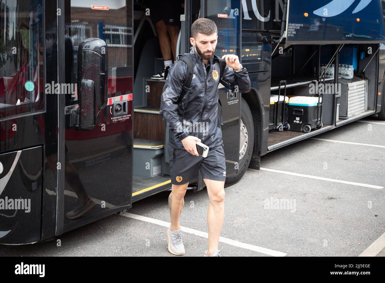 New signing Doğukan Sinik of Hull City arrives at The Weston Homes ...