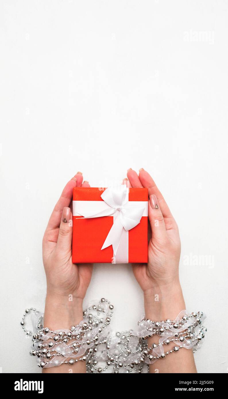 Diy present hi-res stock photography and images - Alamy