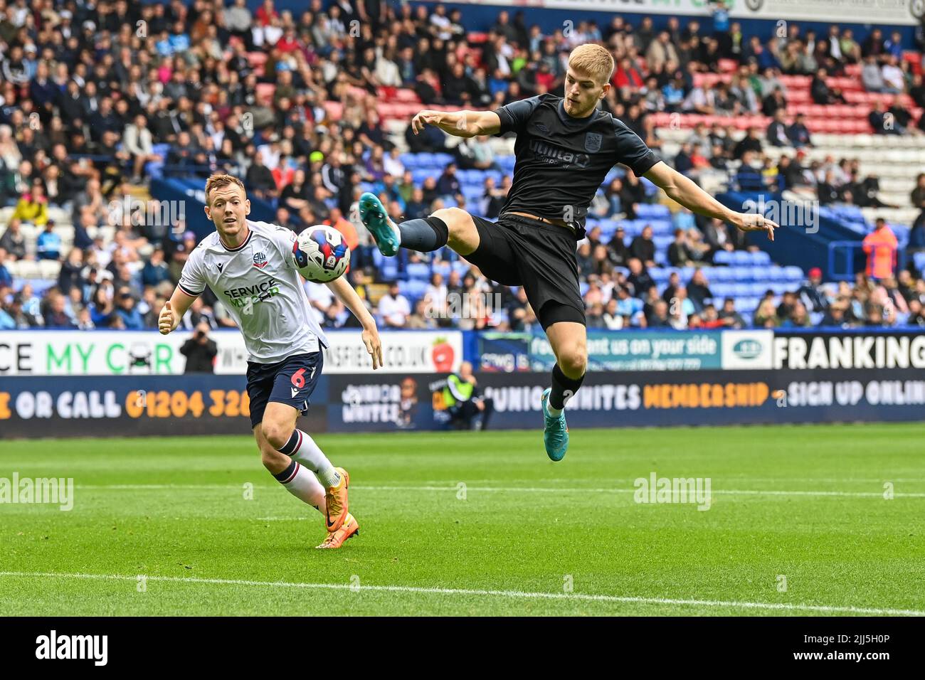 Kieran phillips huddersfield town hi-res stock photography and images ...