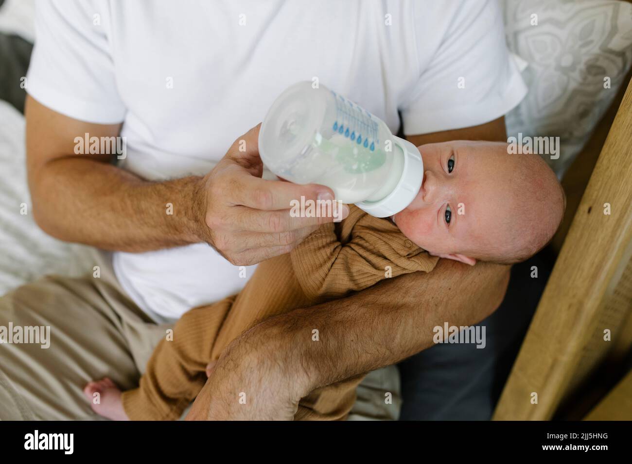 Two baby bottles hi-res stock photography and images - Alamy