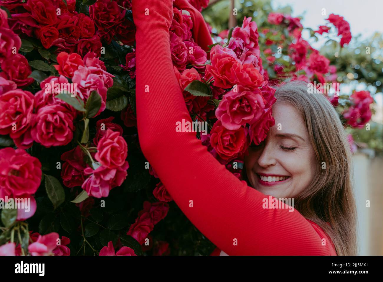 Big bush woman hi-res stock photography and images - Alamy