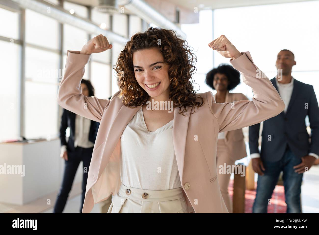 Strong women workers hi-res stock photography and images - Alamy