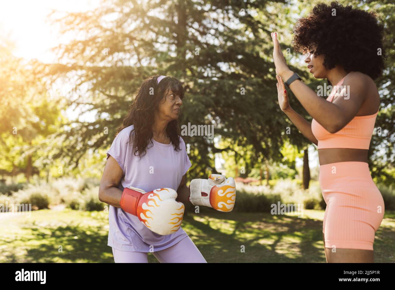 Sport boxing head shot smiling hi-res stock photography and images - Alamy
