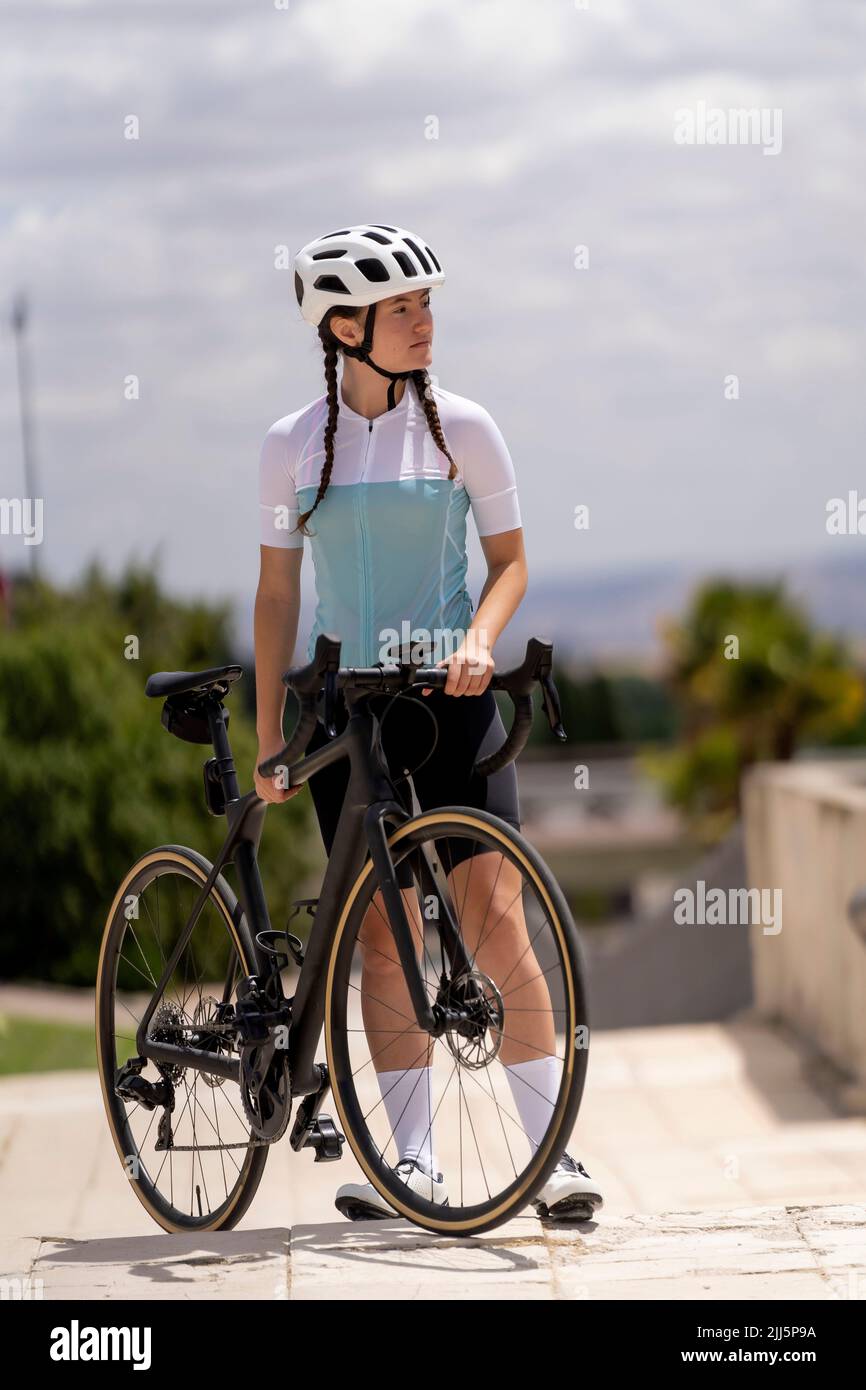 Female cyclist teenager hi-res stock photography and images - Alamy