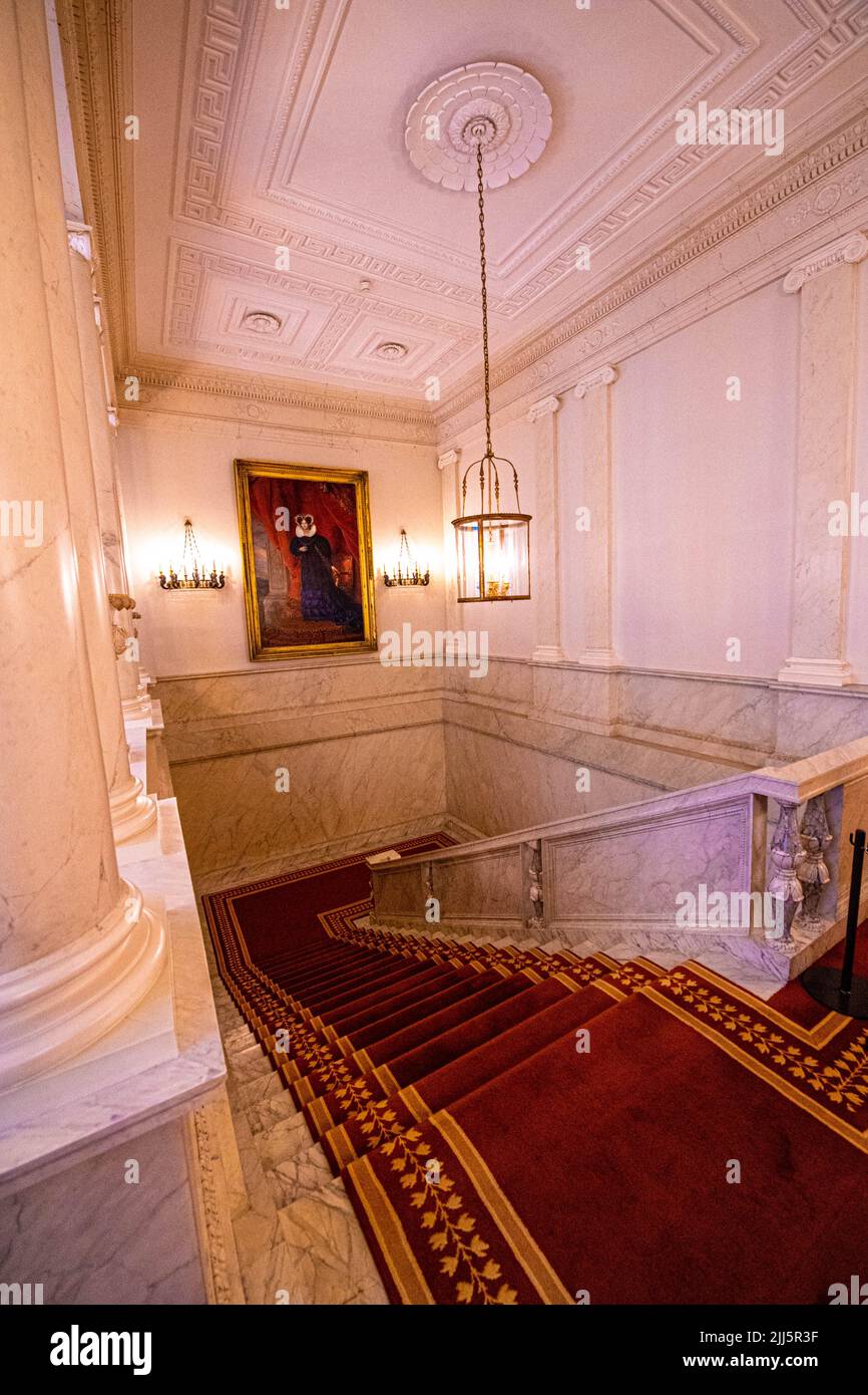 Summer opening for the public of Noordeinde Palace and the Staples of ...
