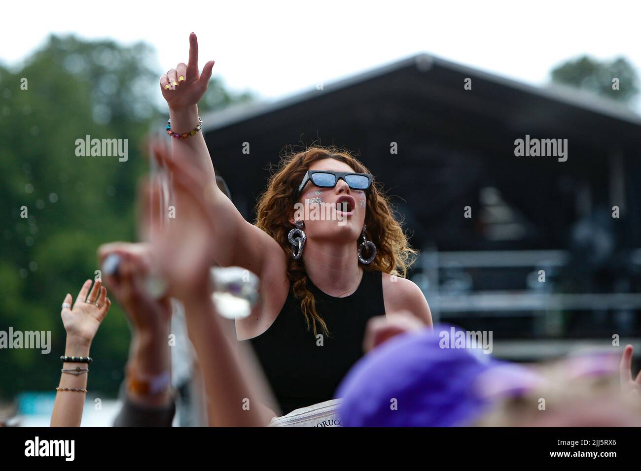 A fan at the Sarah Nulty main stage Stock Photo - Alamy