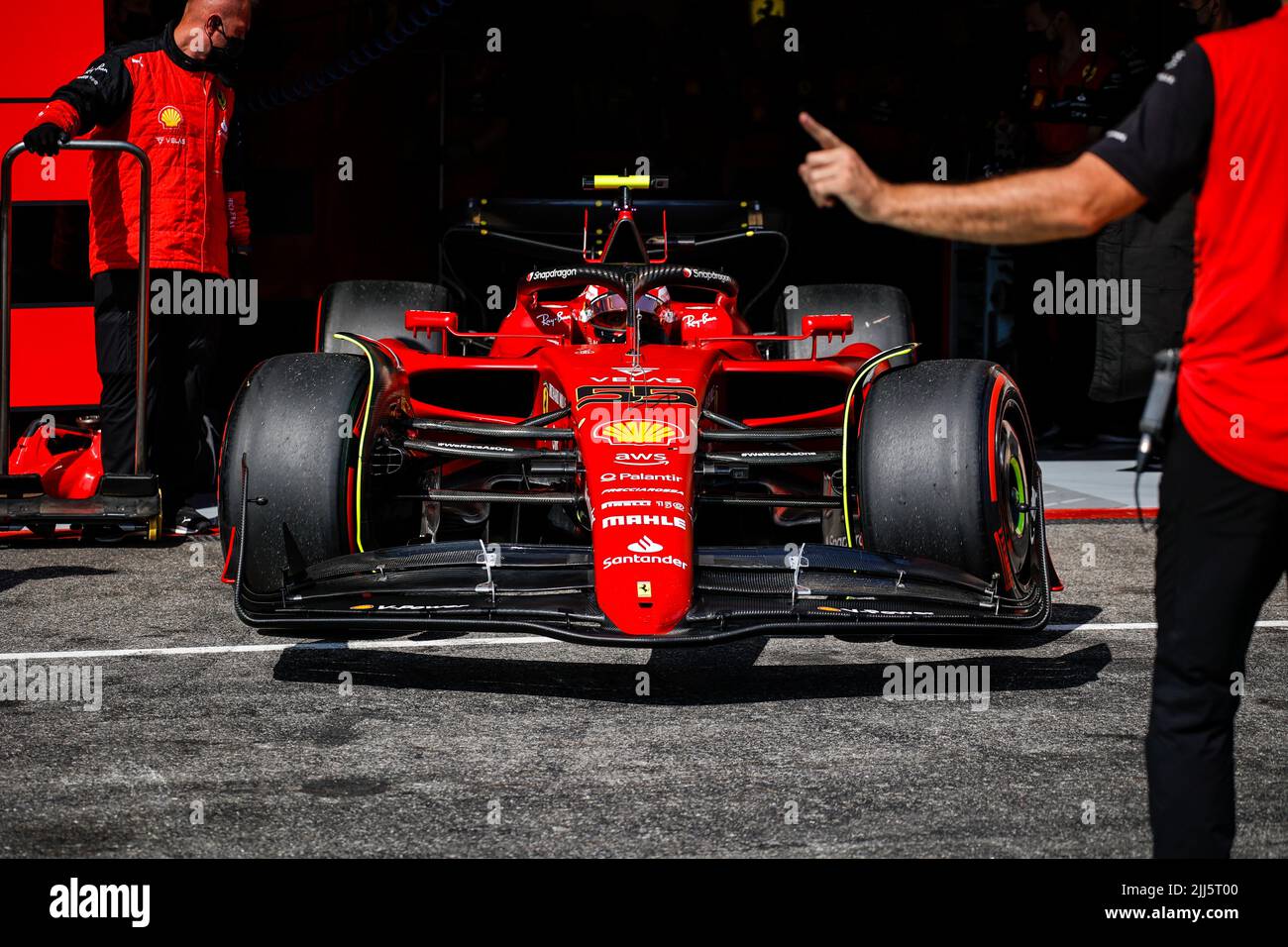 55 SAINZ Carlos (spa), Scuderia Ferrari F1-75, action during the ...