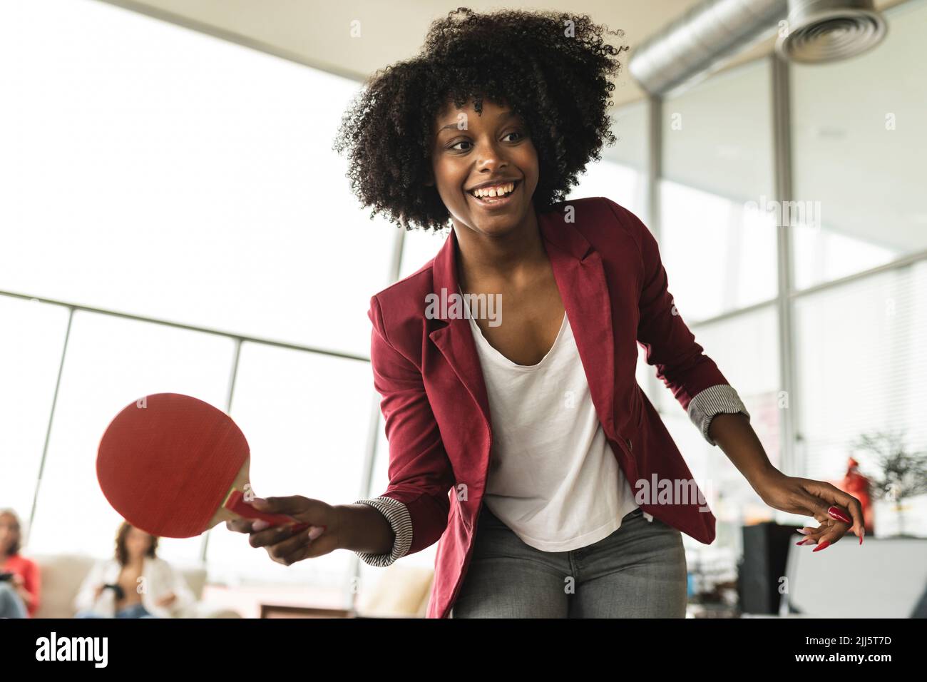 Happy smiling professional tennis hi-res stock photography and images ...