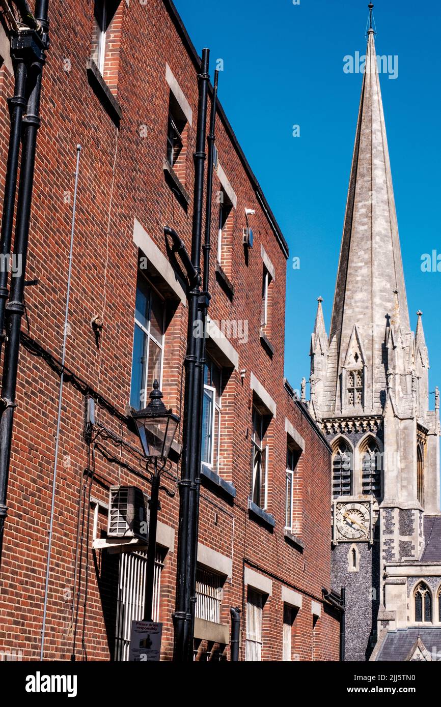 Traditional building exterior hi-res stock photography and images - Alamy