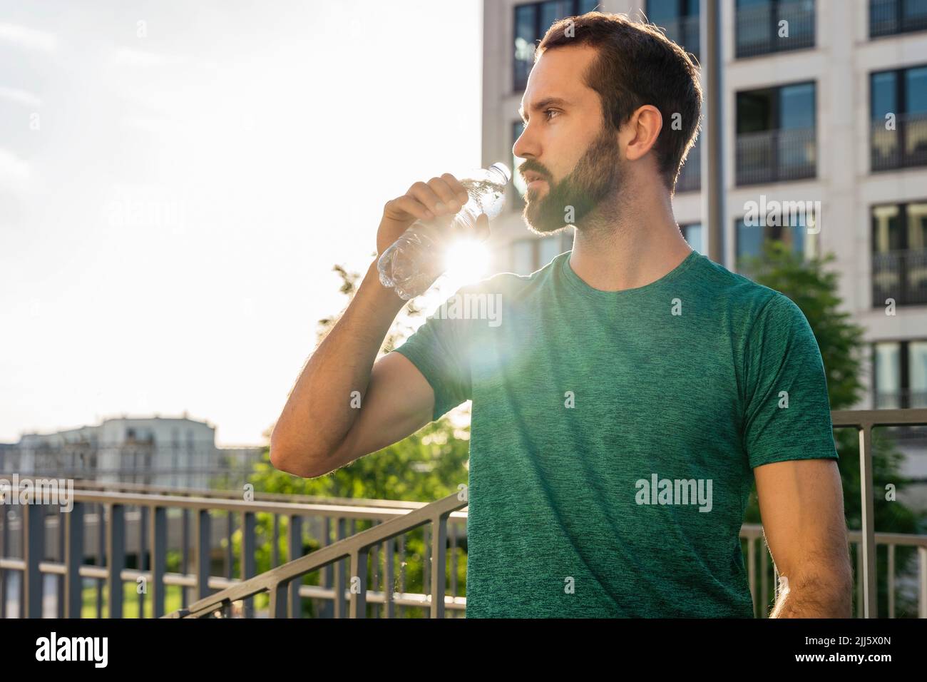 Glare from sun on water hi-res stock photography and images - Alamy