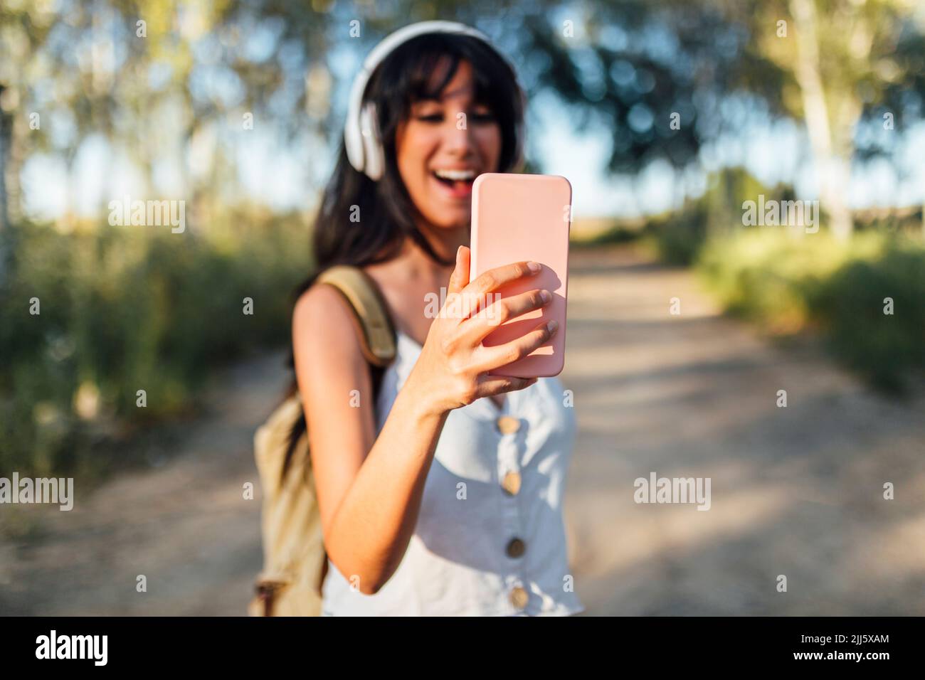 Video calling from the waist up hi-res stock photography and images - Alamy
