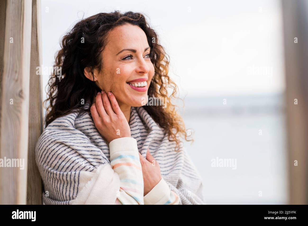 Woman touching heads hi-res stock photography and images - Alamy