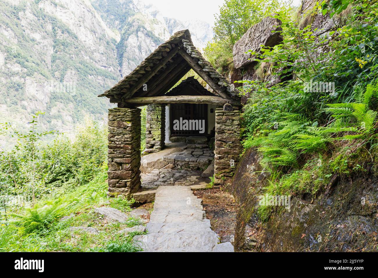 Old chapel built with stones hi-res stock photography and images - Alamy