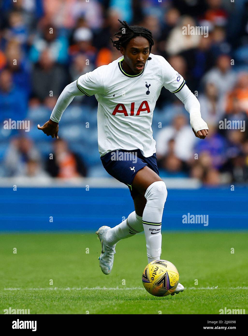 Djed spence tottenham 2022 hi-res stock photography and images - Alamy