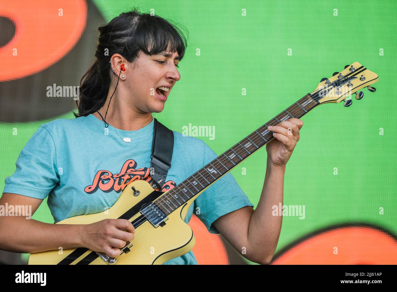 Henham Park, Suffolk, UK. 23rd July, 2022. Los Bitchos (Serra Petale ...