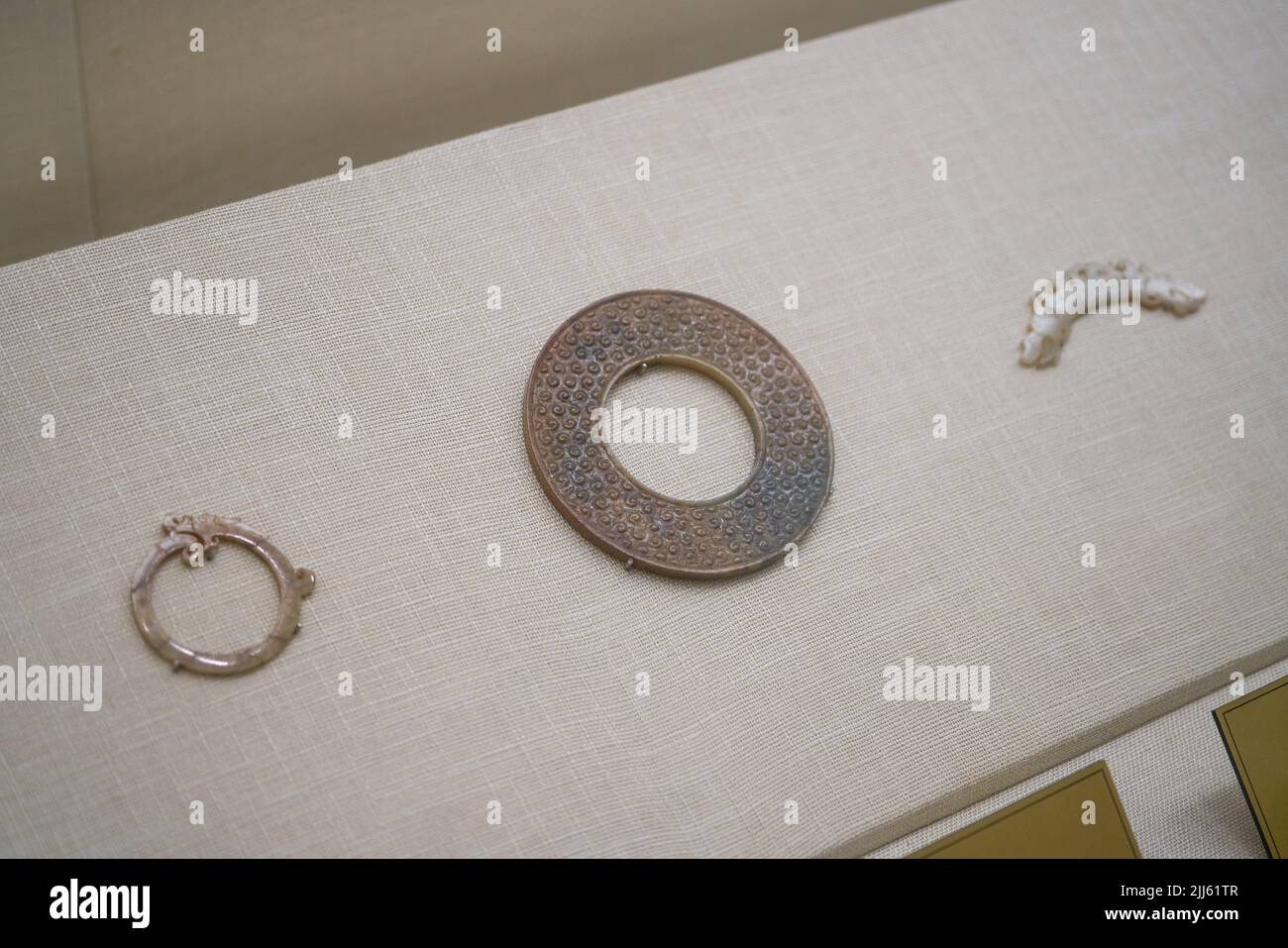 Ancient Chinese cultural relics, jade pieces and jade products in the ...