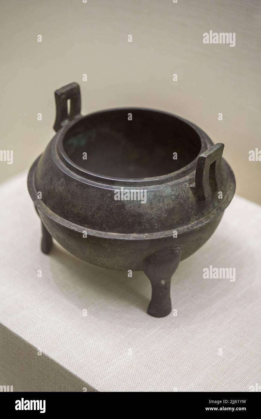 Ancient Chinese cultural relics of the Han Dynasty in the museum ...