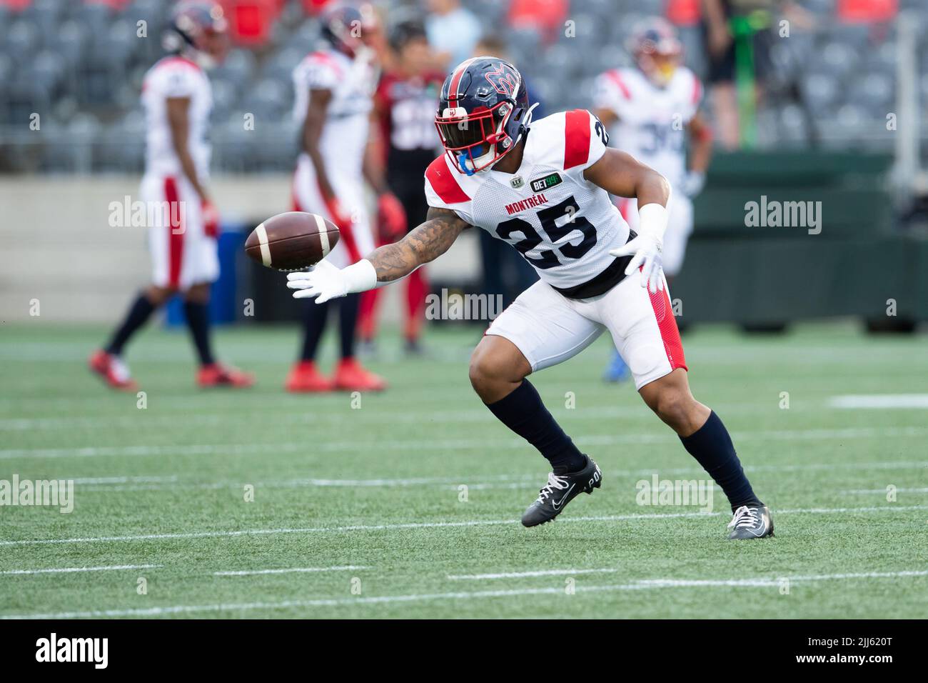 Ottawa, Canada. 21st July, 2022. Montreal Alouettes running back Walter ...