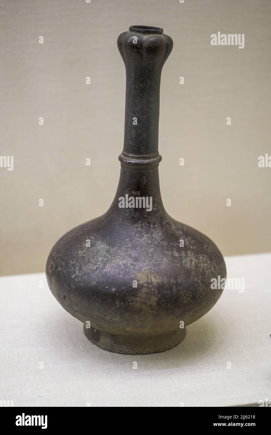 Ancient Chinese cultural relics of the Han Dynasty in the museum ...