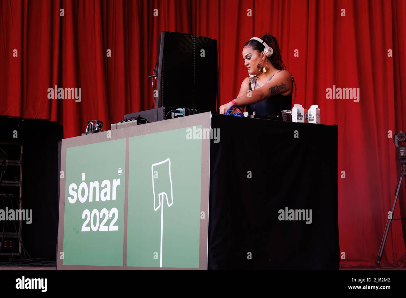 Lady shaka hi-res stock photography and images - Alamy