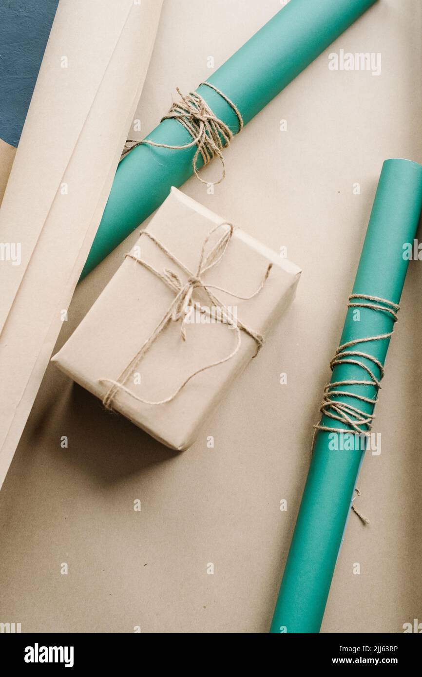 Professional gift wrapping hi-res stock photography and images - Alamy