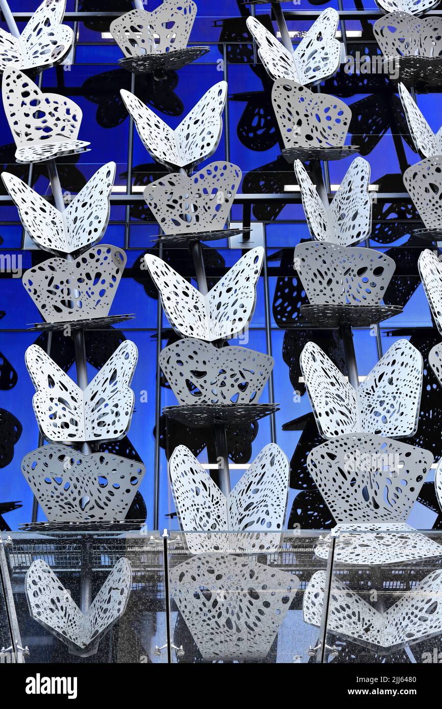 097 Butterfly-shaped panels for the decoration of a commercial building ...