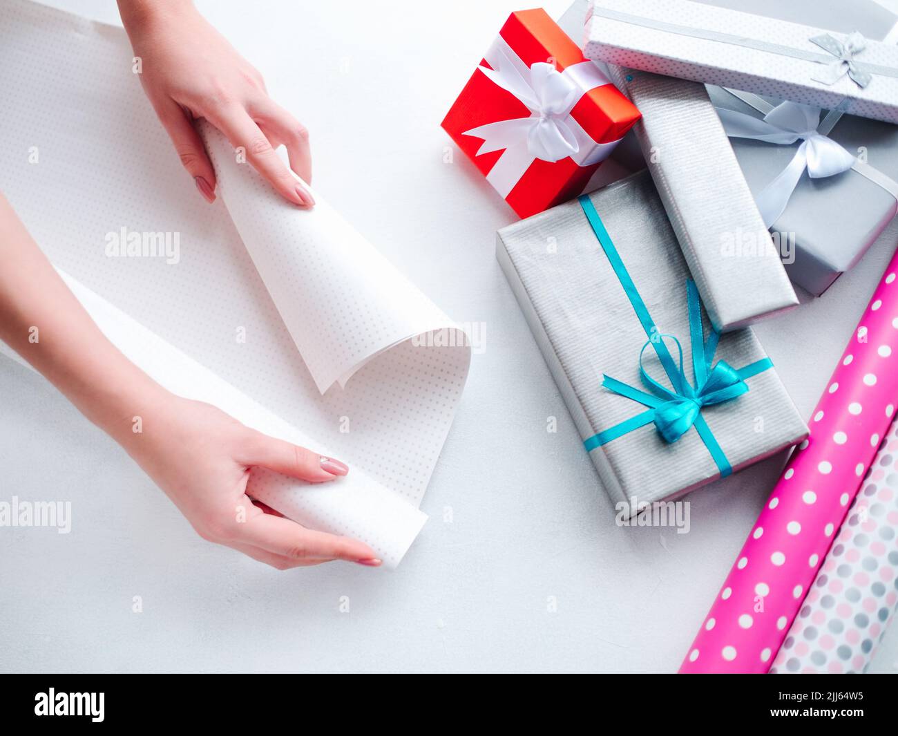 gift shop presents wrapping art creativity Stock Photo - Alamy