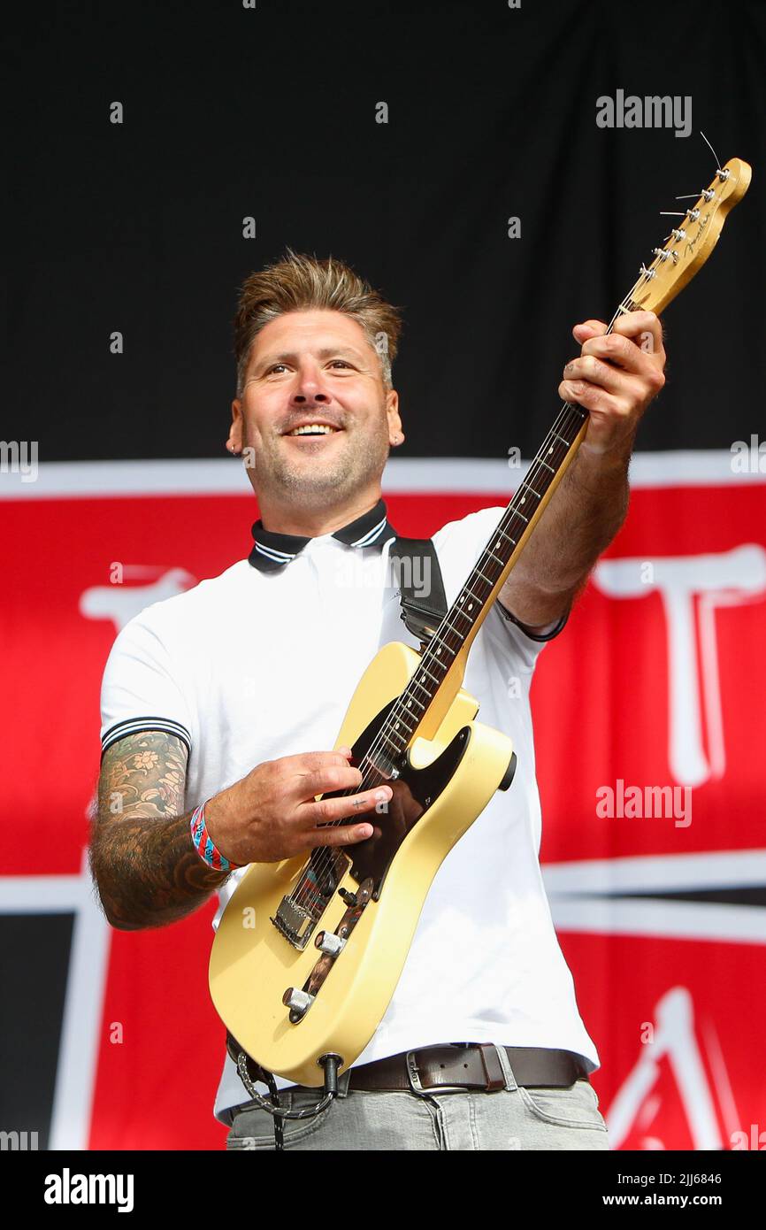 Jon Windle lead singer of Little Man Tate Stock Photo - Alamy