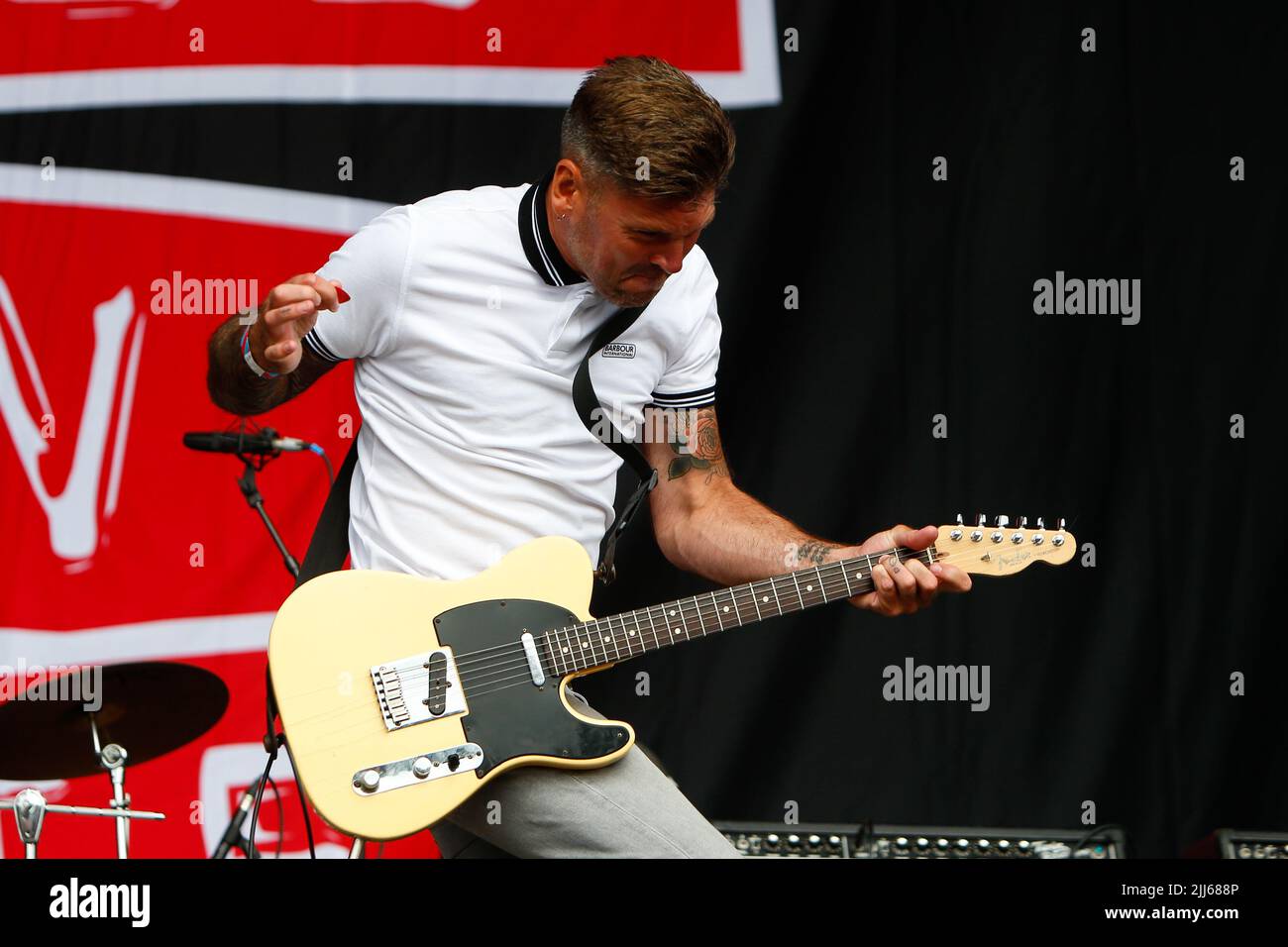 Jon Windle lead singer of Little Man Tate Stock Photo - Alamy
