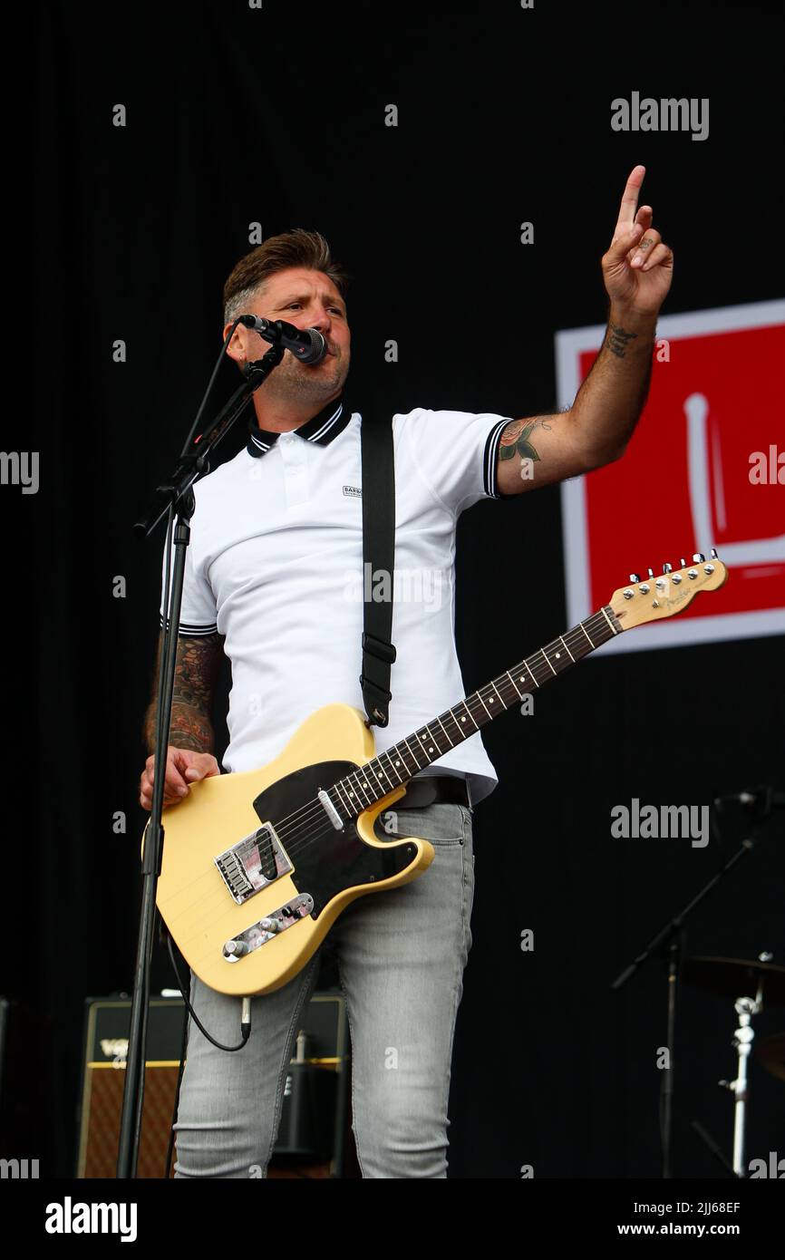 Jon Windle lead singer of Little Man Tate Stock Photo - Alamy