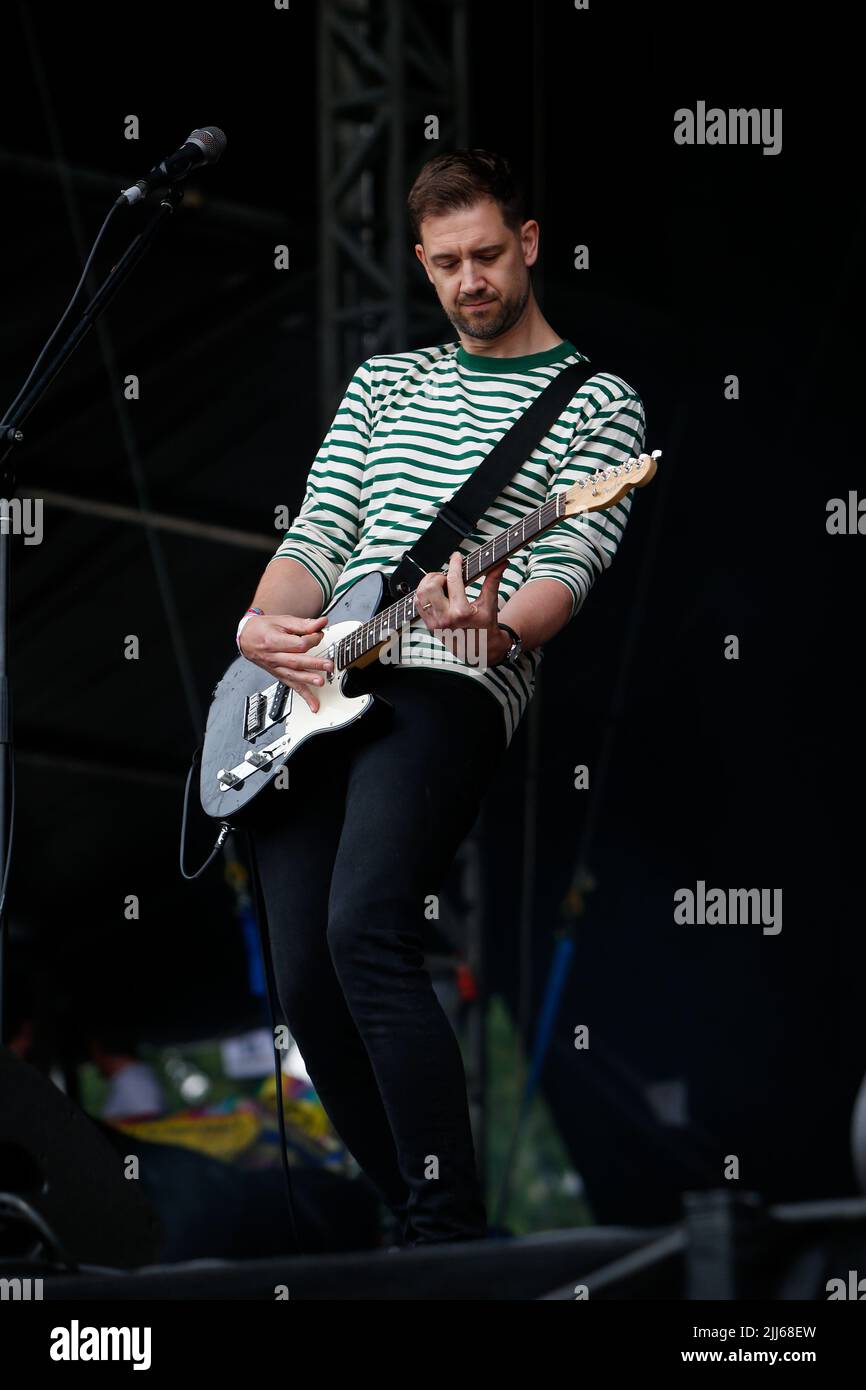 Edward 'Maz' Marriott guitarist of Little Man Tate Stock Photo - Alamy