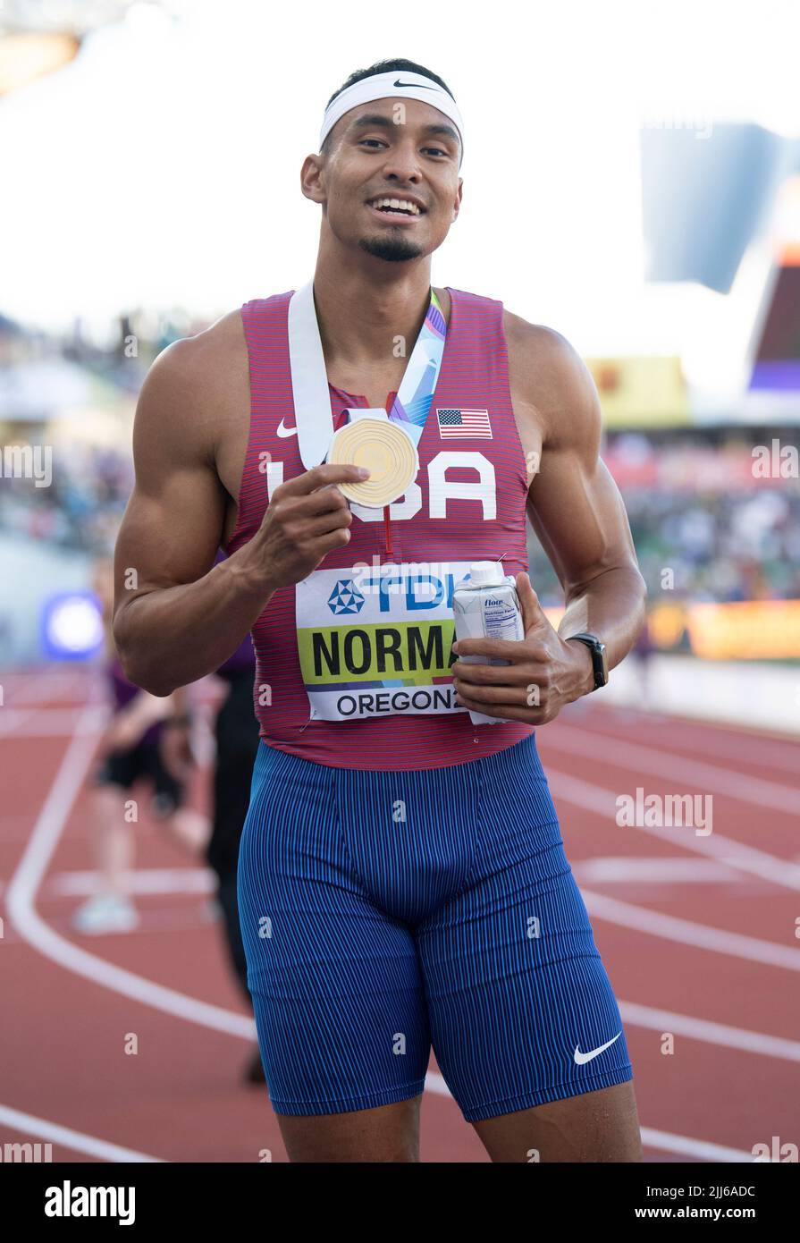 Michael Norman (USA) gold medal in the men’s 400m final race on day ...