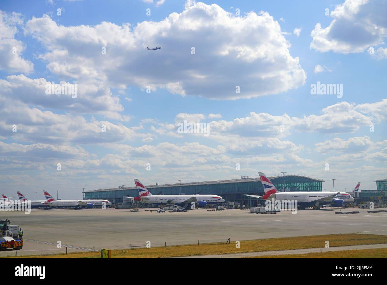 Lhr logo hi-res stock photography and images - Alamy