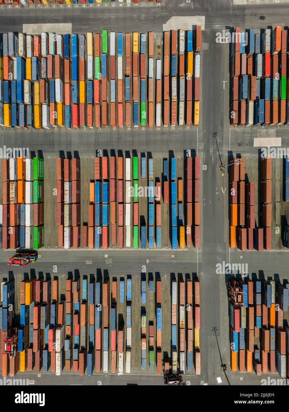 Shipping containers closeup view hi-res stock photography and images ...
