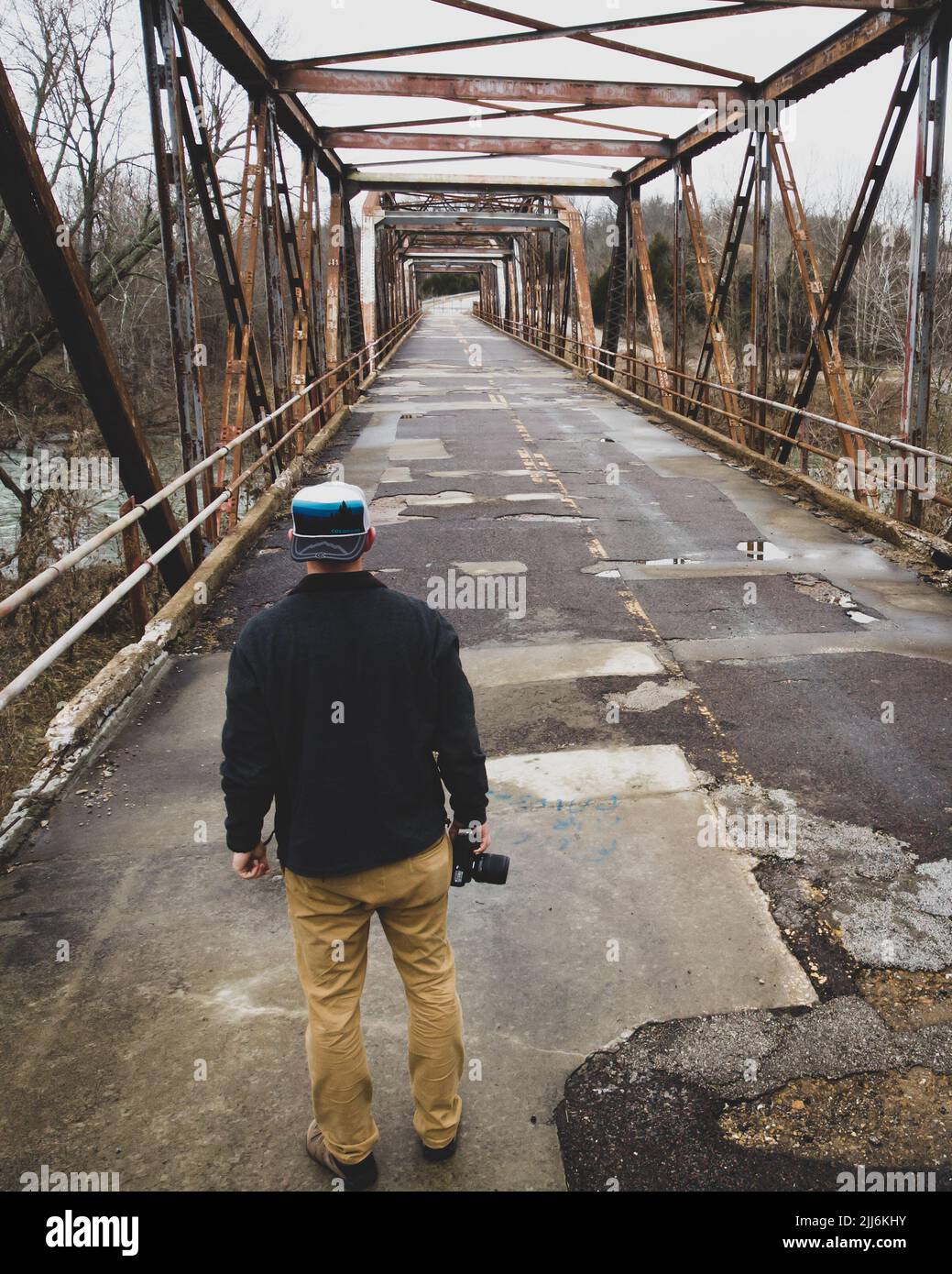 Old broken bridge hi-res stock photography and images - Alamy